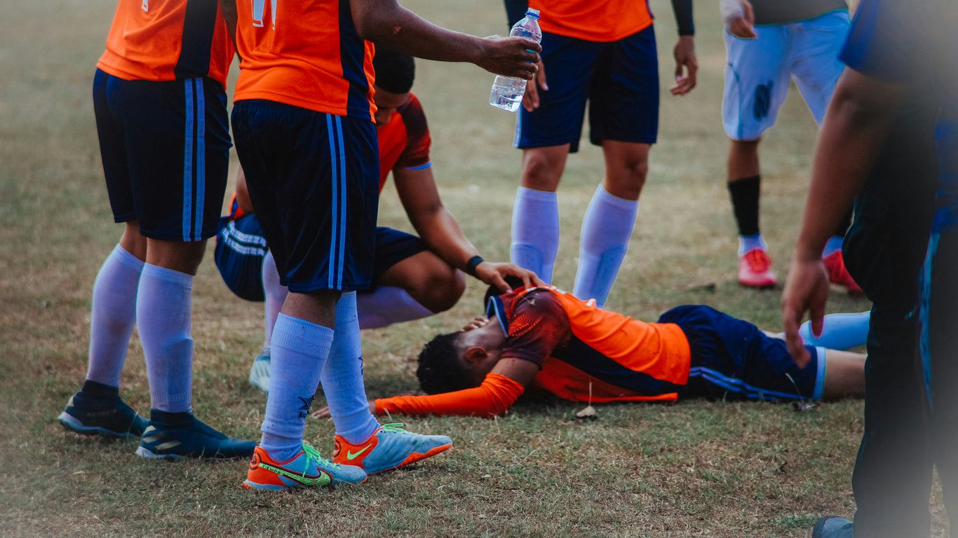 The Most Bizarre Injuries in Premier League History - Soccer Fan Central